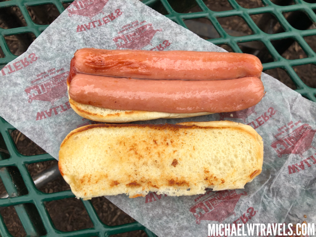 Grab A Bite To Eat At This Unique Pagoda in NY- Walter's Hot Dogs 8 ...