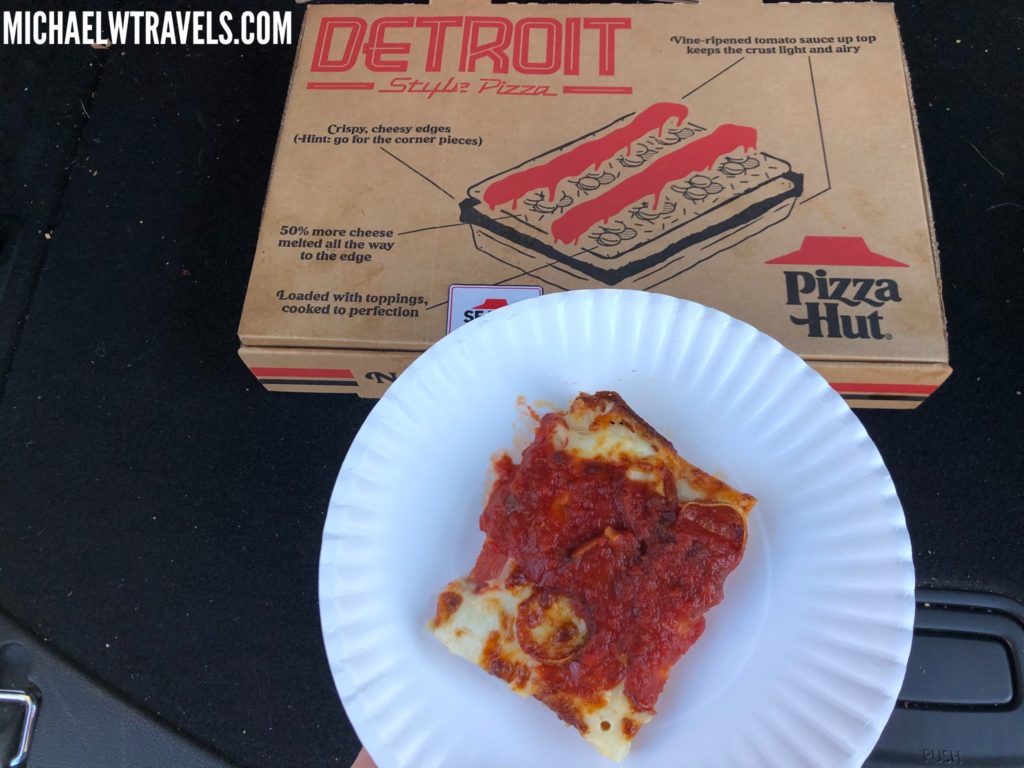 We Tried The New Detroit-Style Pizza At Pizza Hut 6 - Michael W Travels...
